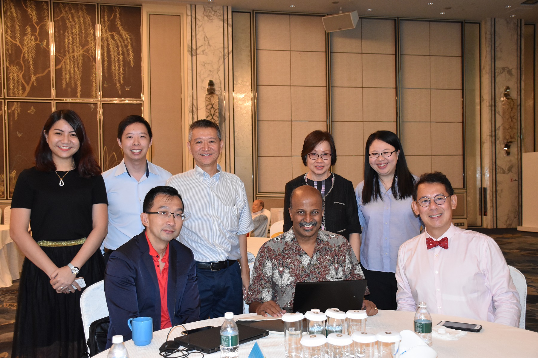 MEET THE INFECTIOUS DISEASE SPECIALISTS – THE ART & SCIENCE OF MANAGING ...